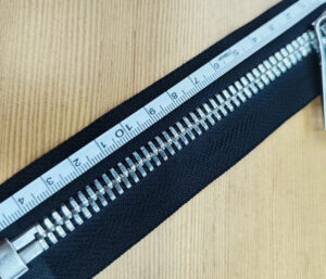 Guide to Measur Zipper Length Accurately - RHFZIPPER